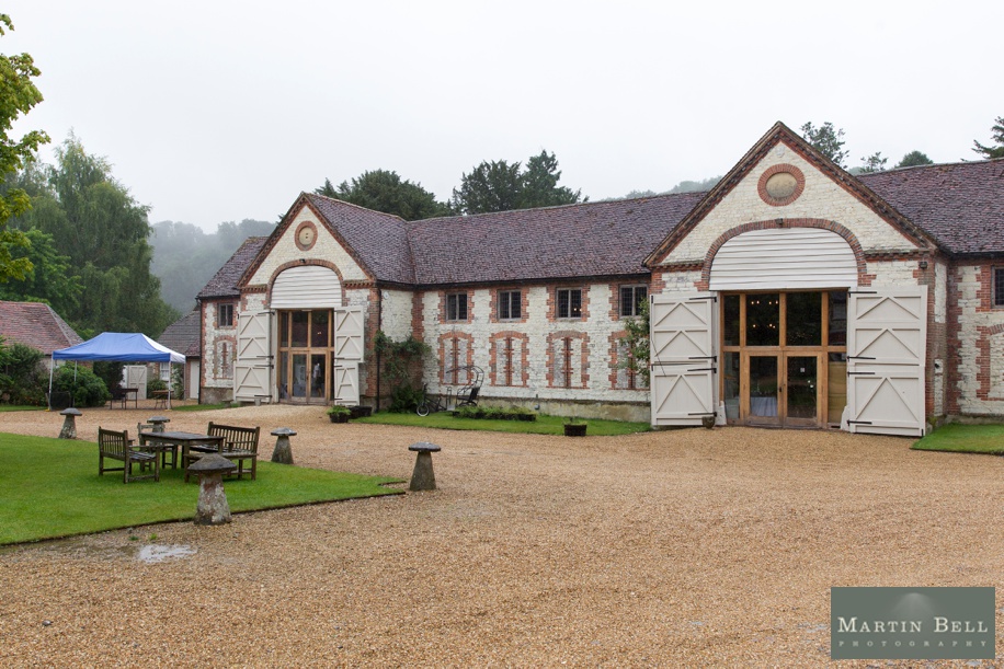 Manor Barn wedding photography in Buriton - Kayleigh & Chris - Martin ...