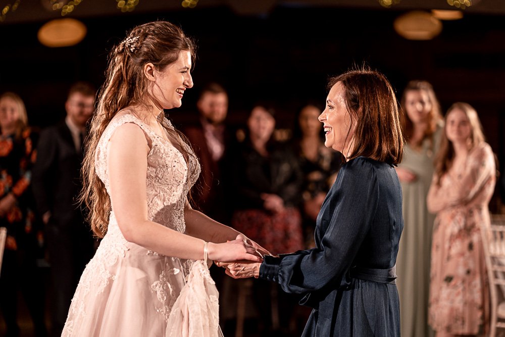 A Spring wedding at Lainston House ~ Holly & Elliot